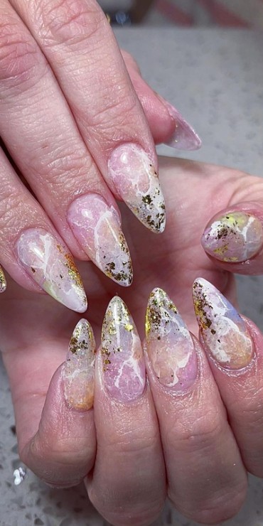 24 Beautiful Marble Nail Designs That'll Wow Your Man | Polish and Pearls