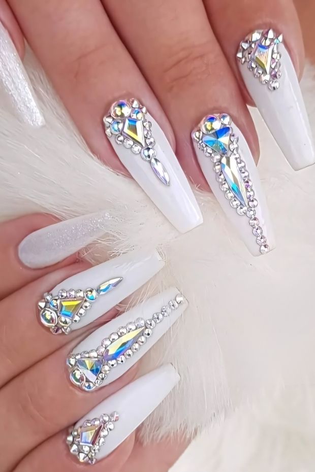 15 Pure White Nails for Clean Modern Beauty | Polish and Pearls